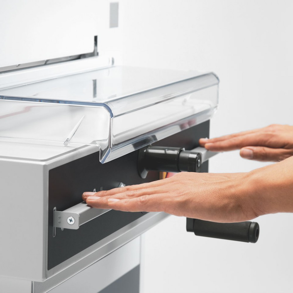 Triumph 4315 16-7/8" Semi-Automatic Tabletop Paper Cutter